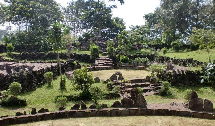 Sejarah Lahirnya Kabupaten Kuningan - KR Sumsel